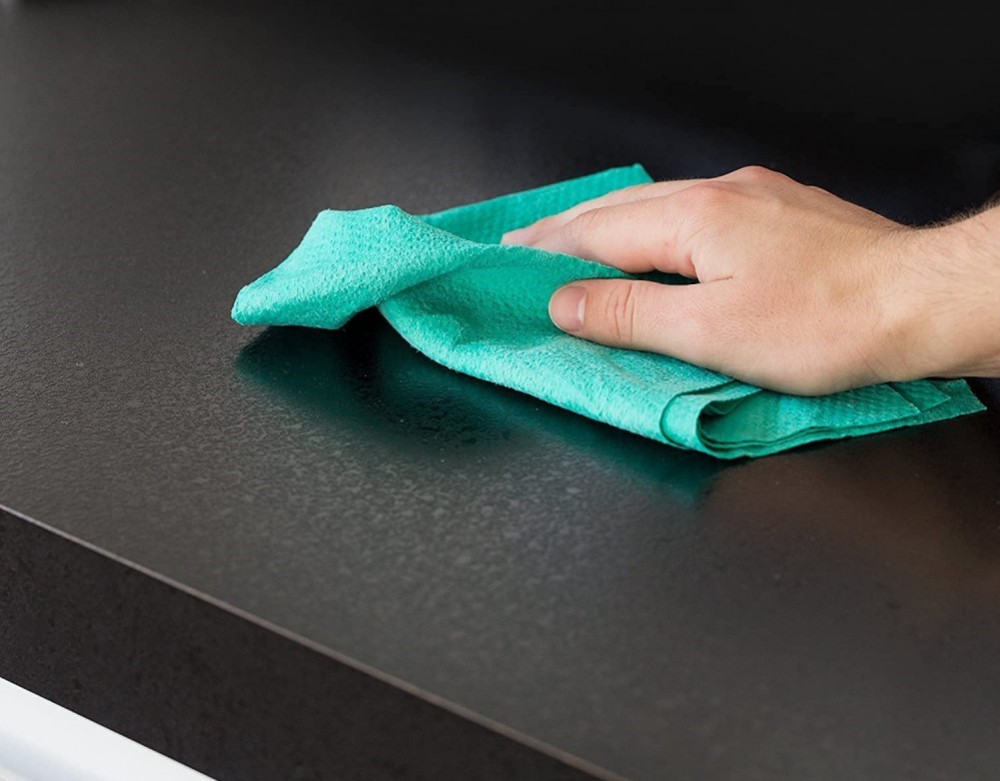 La lavette non tissée : tout ce qu'il faut savoir | Delcourt.fr